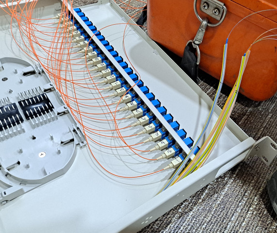 FDF에 광케이블 몇가닥 인입 가능한지? | SharedIT - IT 지식 공유 네트워크